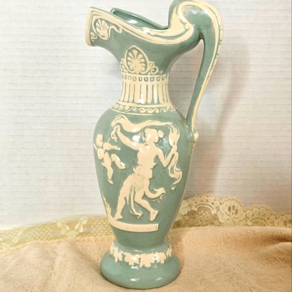 Source Unknown | Accents | 3d Ceramic Glazed Water Pitcherurn Features ...